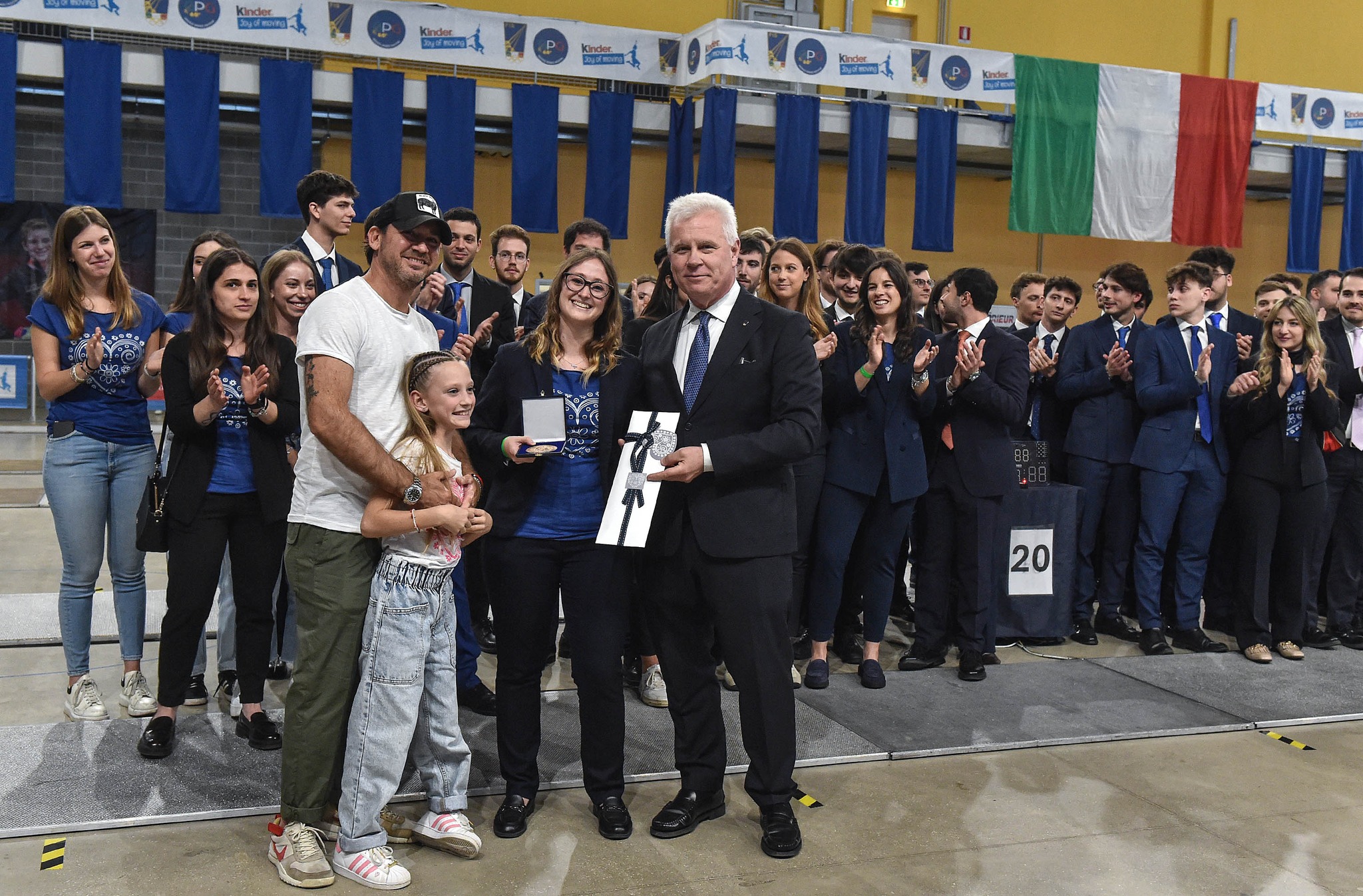 Il gruppo arbitrale tra ricordo e Cuori: a Ginevra Burchi il “Premio ...